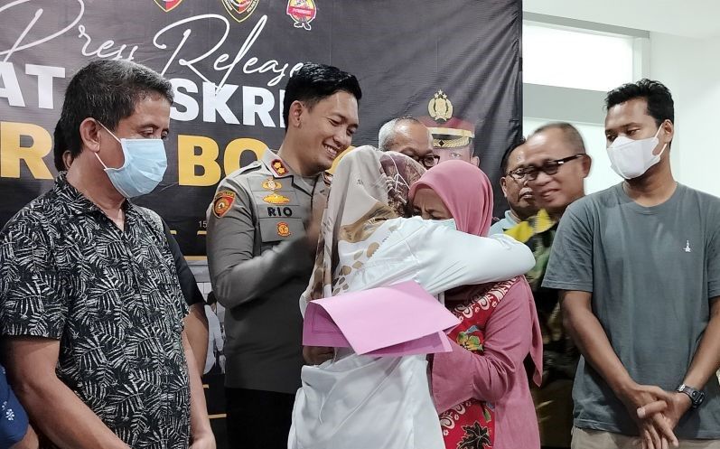 Bayi yang Tertukar di Bogor Resmi Dikembalikan ke Orang Tua Biologis