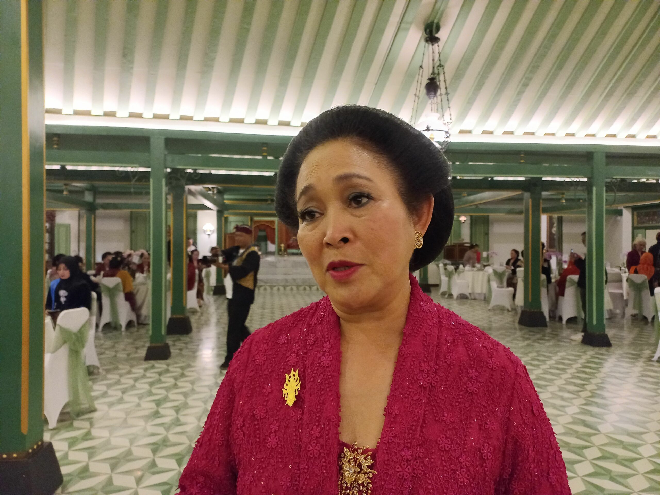 Titiek Soeharto: The Daughter Of A Dictator Whose Life Spanned ...